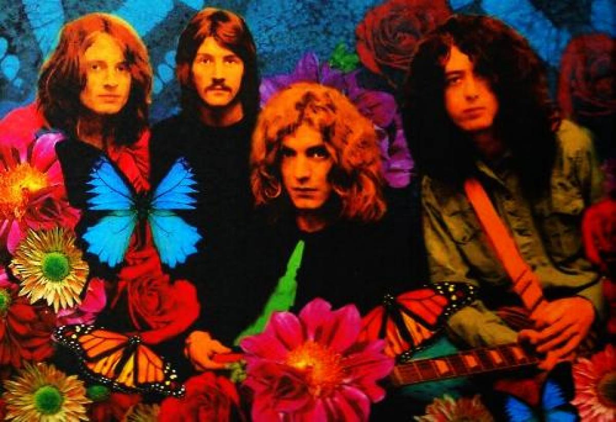 Bokep suzanna joy sensual sliding, caressing, and licking