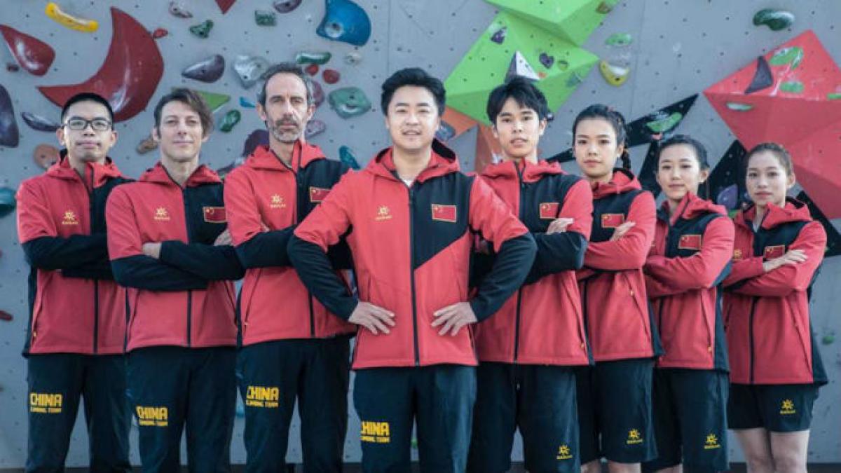 Tony Roy, primero cuarentena y ahora confinamiento en un CAR de China