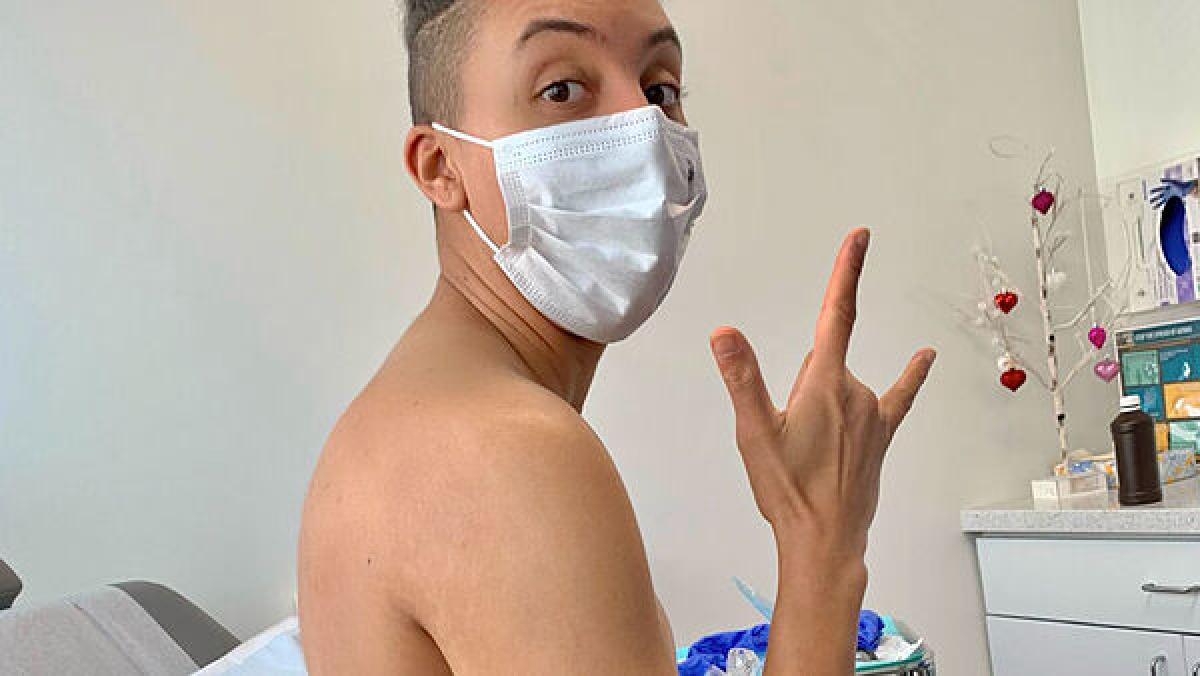 Una estrella de la WNBA se quita los pechos para servir de inspiración ...