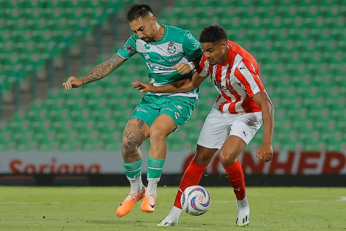 El Sporting y el QPR ultiman el traspaso de Jonathan Varane por cerca ...