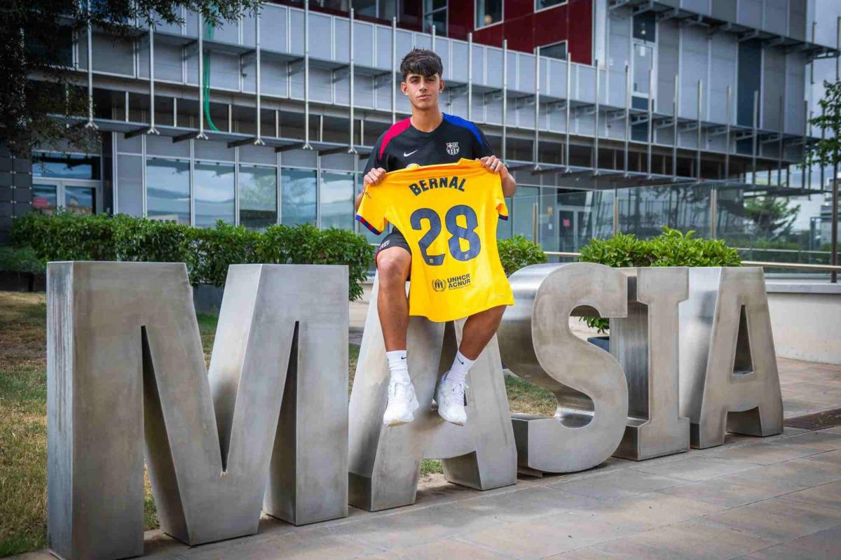 Marc Bernal: el pivote de 17 años y culé de cuna que fascina a Flick y ...