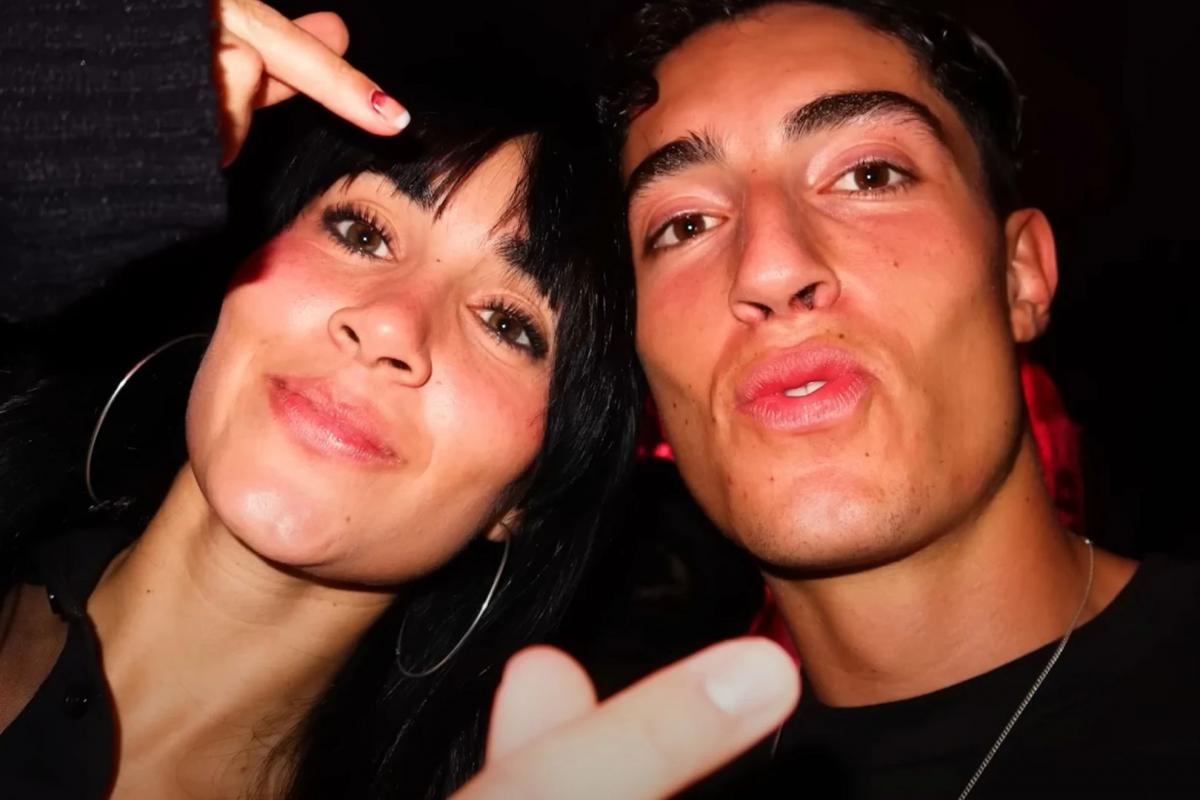 Bokep stw sptwe i put the payment on the table and cleaned