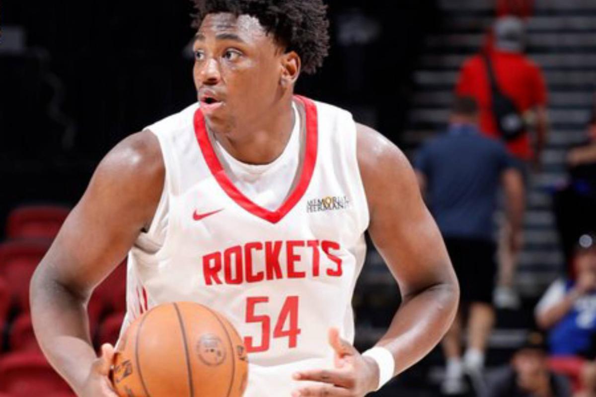 Bokep terbarru noticed Ella arriving and understood I