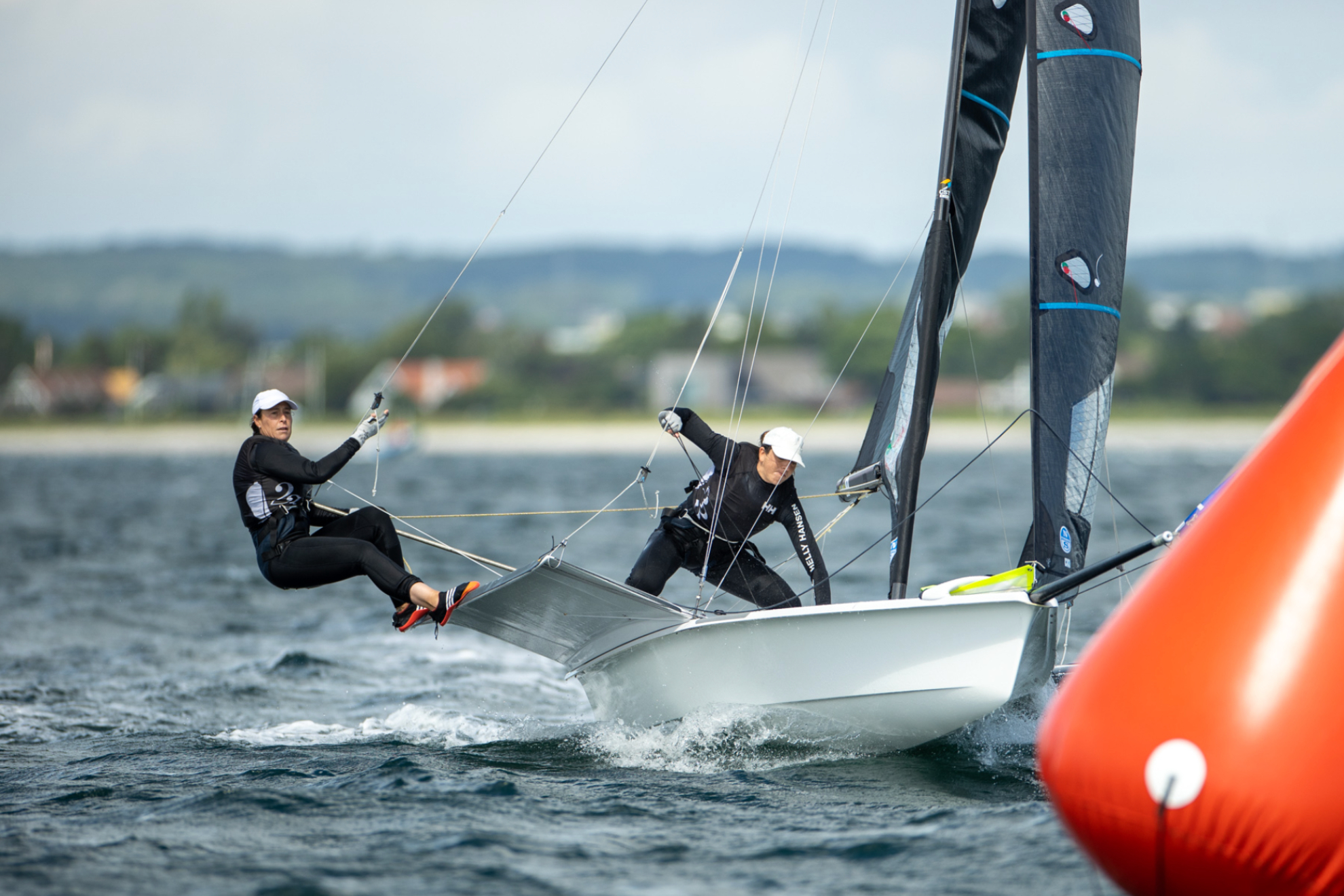 España apunta alto en el Mundial de 49er y 49er FX