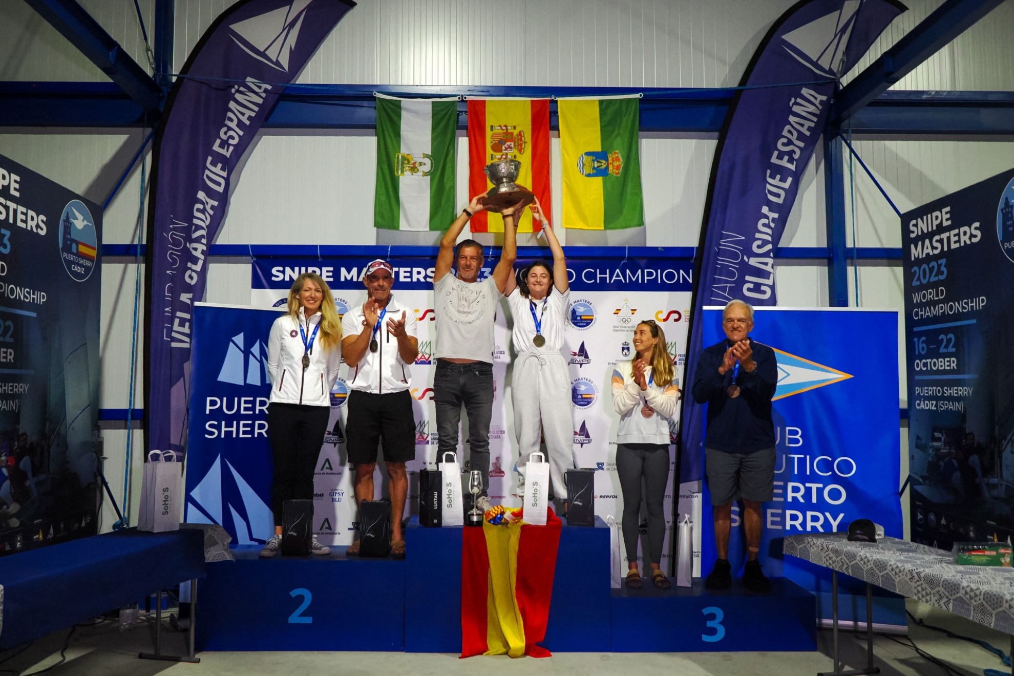 Damián Borras y Sara Franceschi, campeones mundiales de Snipe Máster