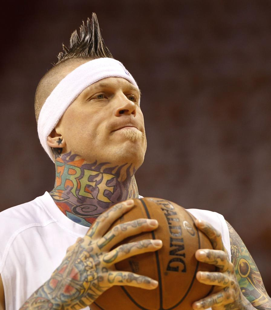 Butler se une al club de los 'looks' más extravagantes