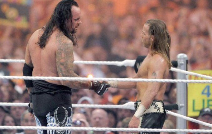 "Soy una estrella de la WWE que caminó por el fuego, fui enterrado vivo ...