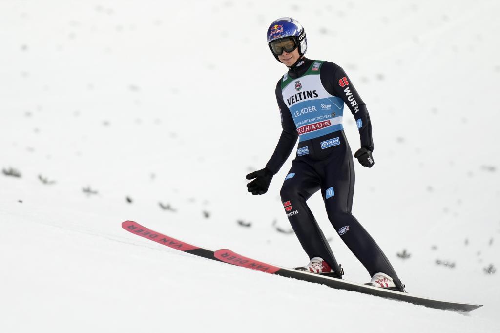 Wellinger da alas a Alemania en el Cuatro Trampolines