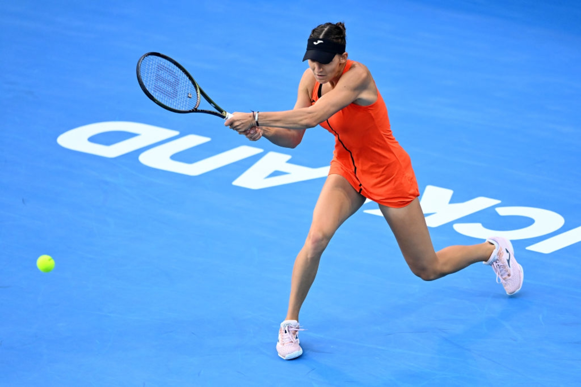 Rebeka Masarova toca su techo en Auckland: finalista y 'top100' de la WTA | Marca