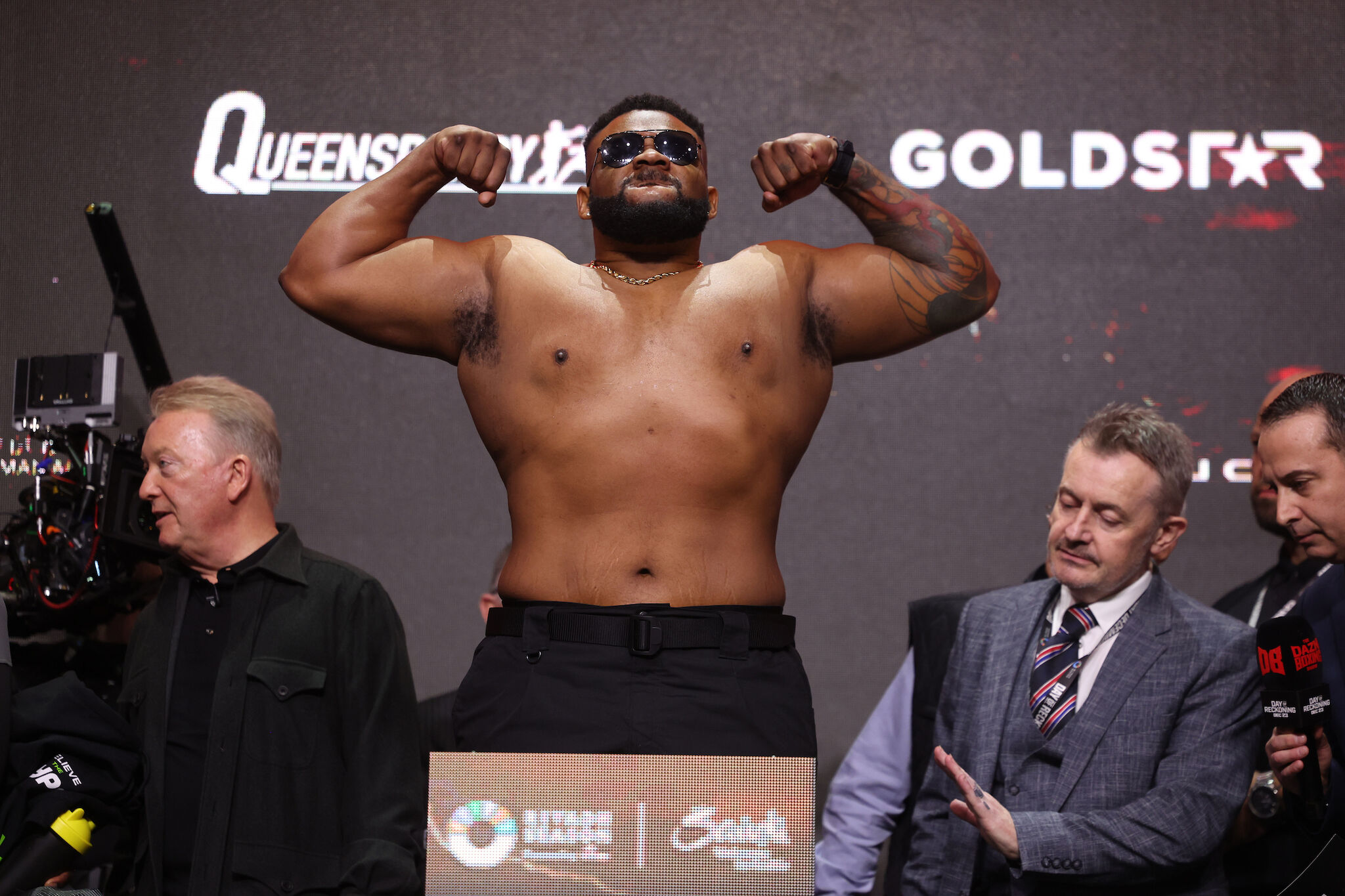 El pesaje del 'Día del Juicio Final': 'Baby' Miller, con 43 kg más que ...