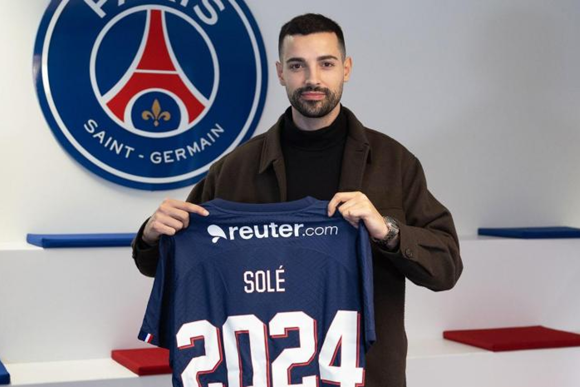 El 'Hispano' Ferrán Solé renueva con el PSG hasta 2024 | Marca