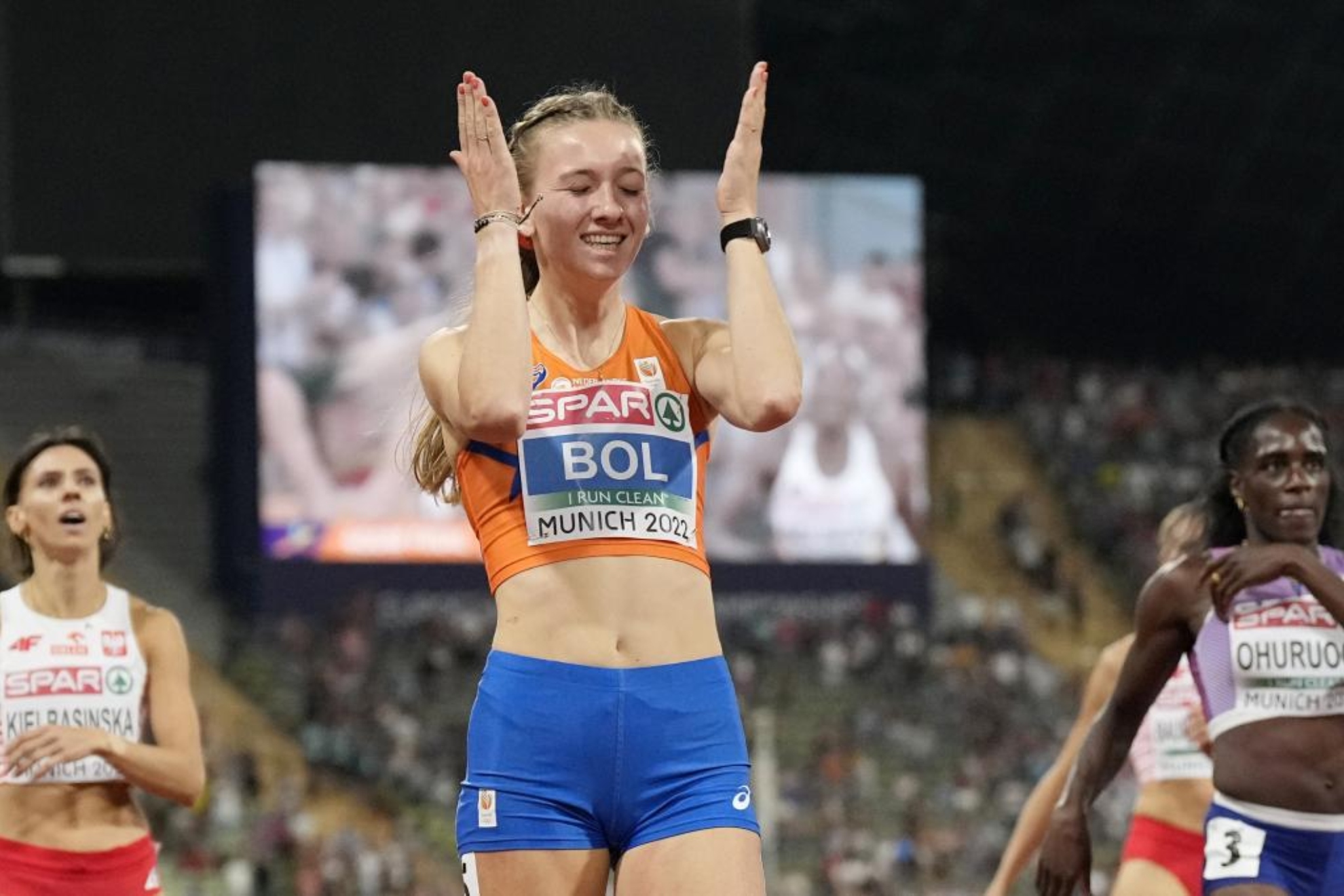 Femke Bol bate el récord del mundo de 400 metros 'short track' con 49.24