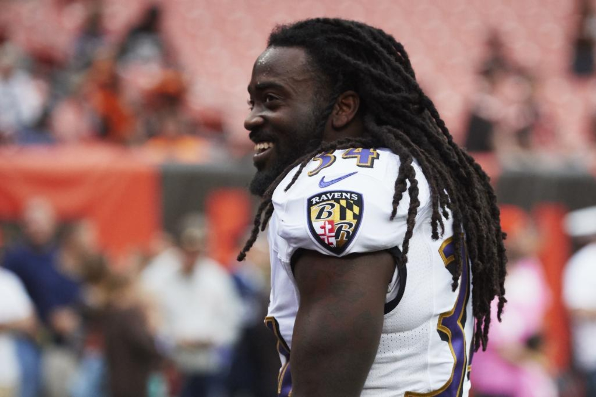 Alex Collins, ex jugador de Seahawks y Ravens, muere a los 28 años