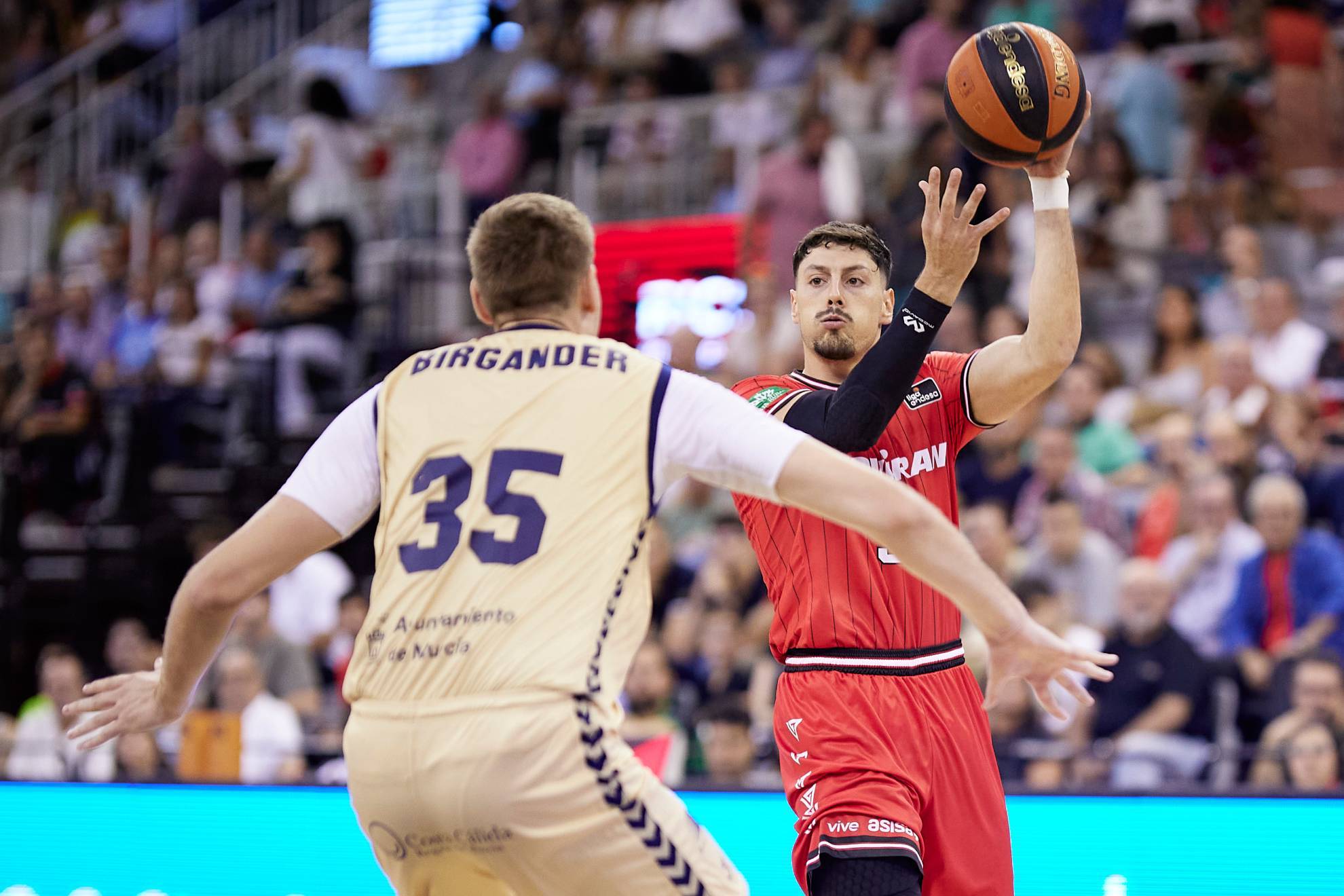 Yiftach Ziv acusa al Granada de antisemitismo y el club lo niega