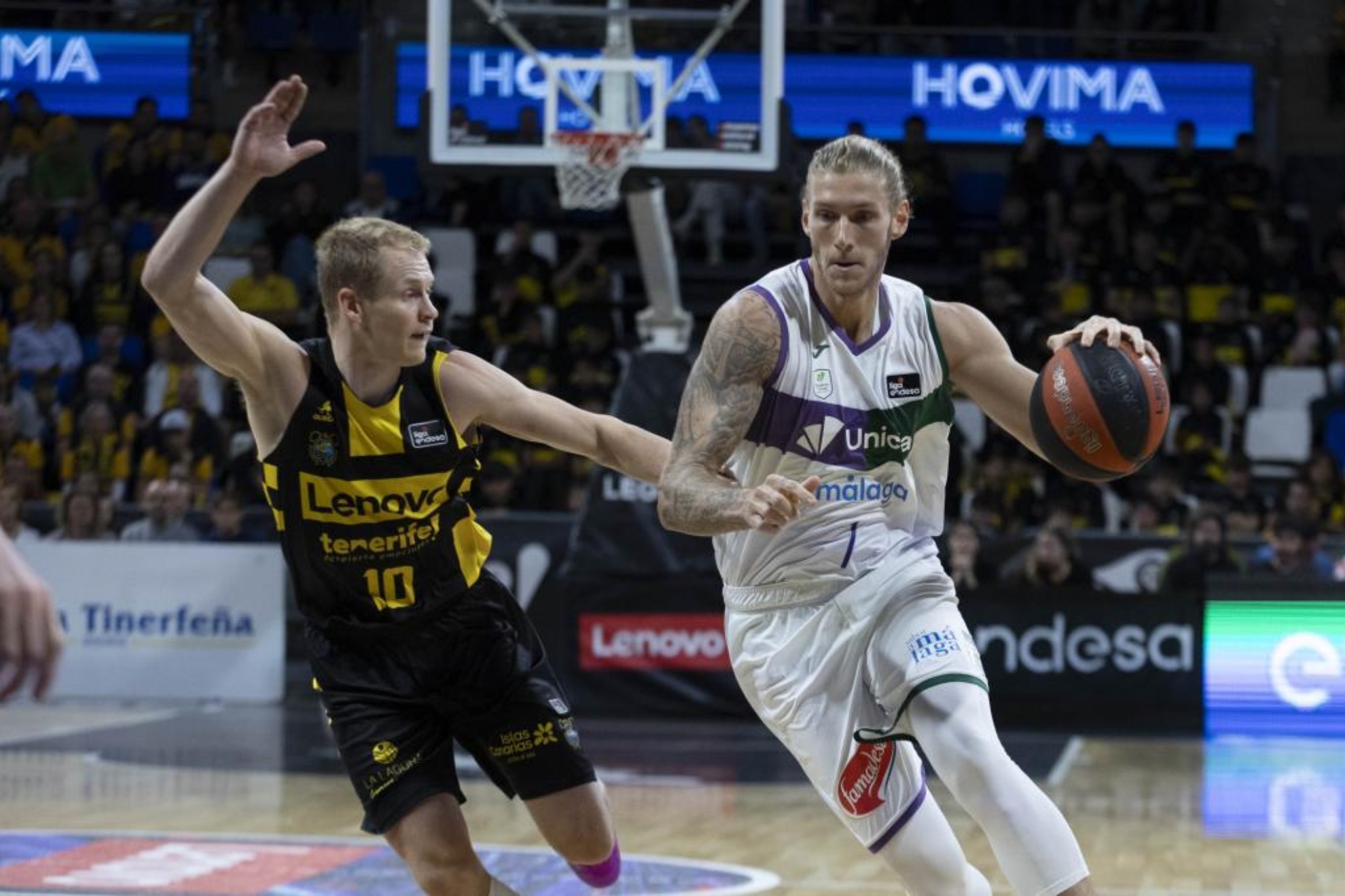 El Unicaja se cierra en banda con Dylan Osetkowski