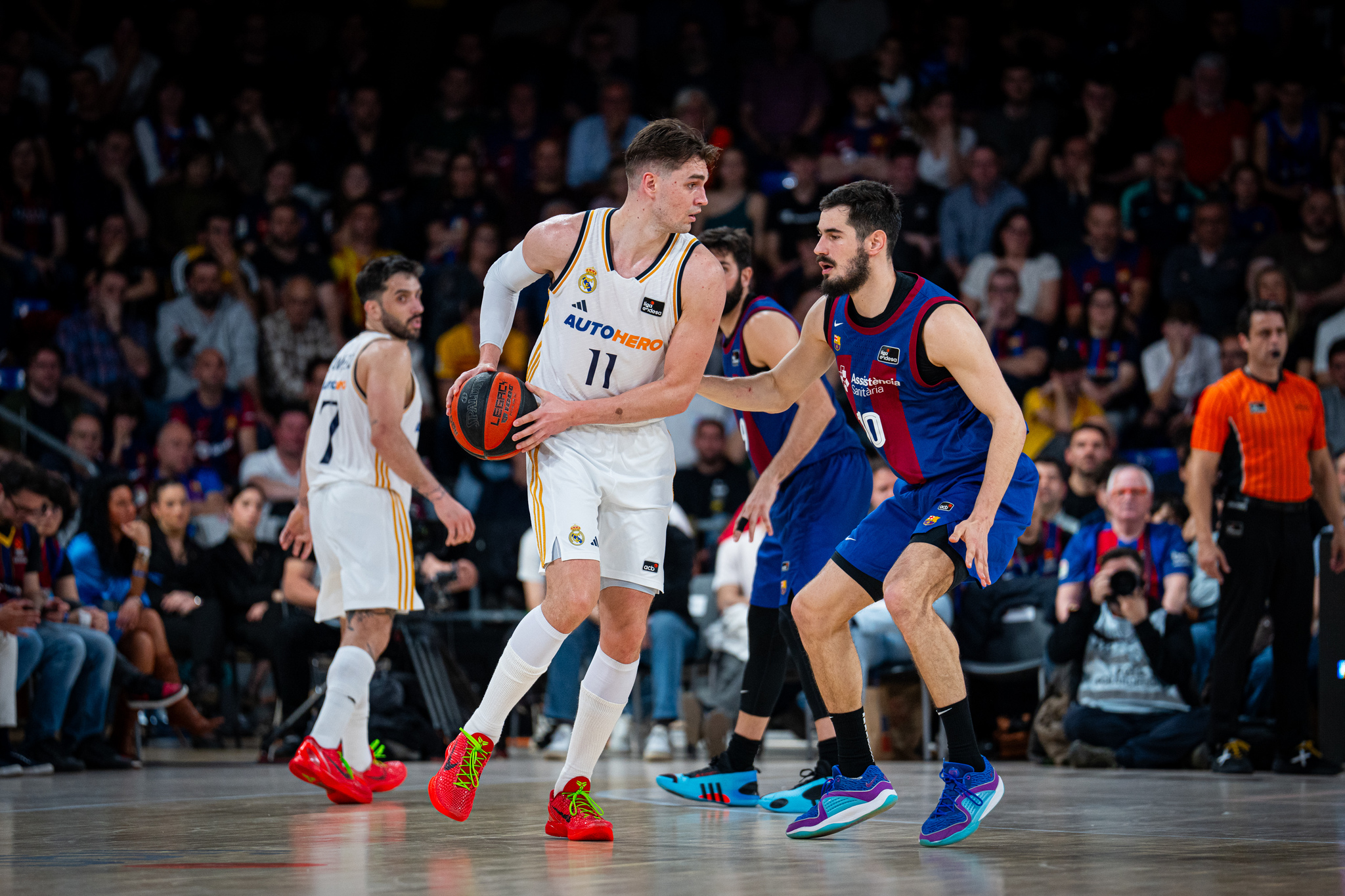 Hezonja ha firmado con el Barça