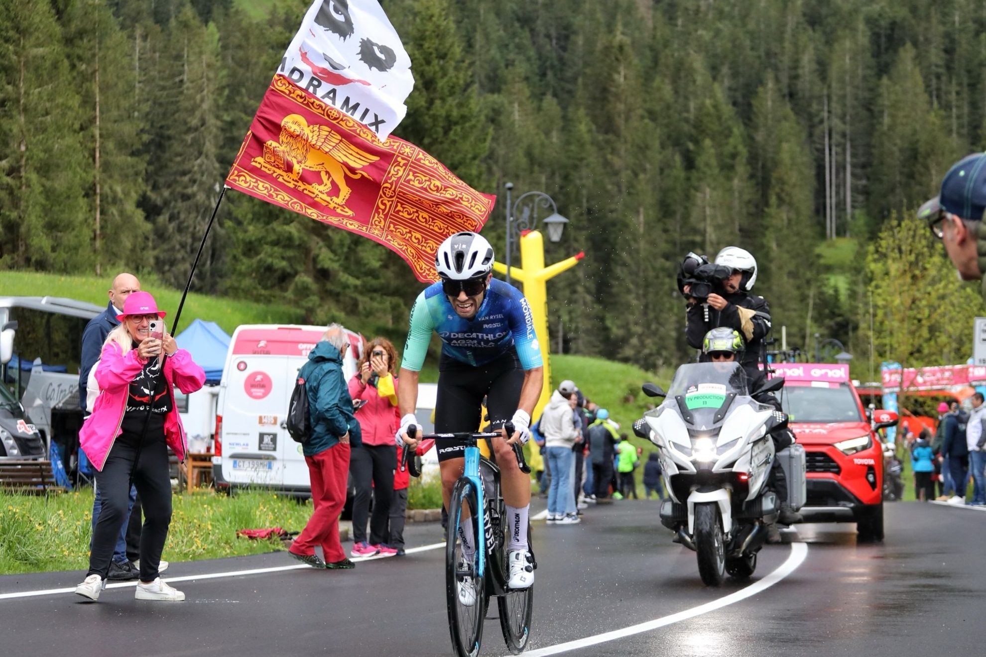 Vendrame lleva a Italia al delirio en la última 'trampa' antes del ...
