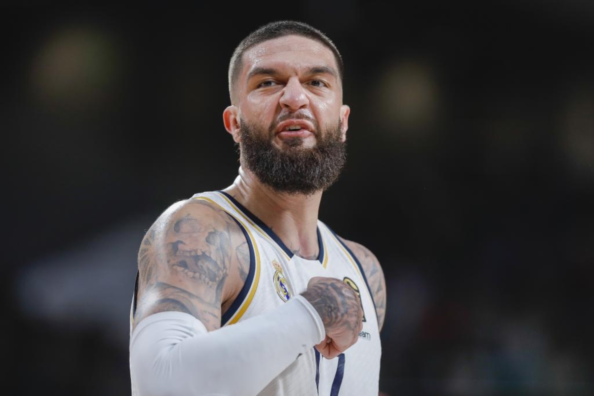 Vincent Poirier ficha por el Efes por tres temporadas