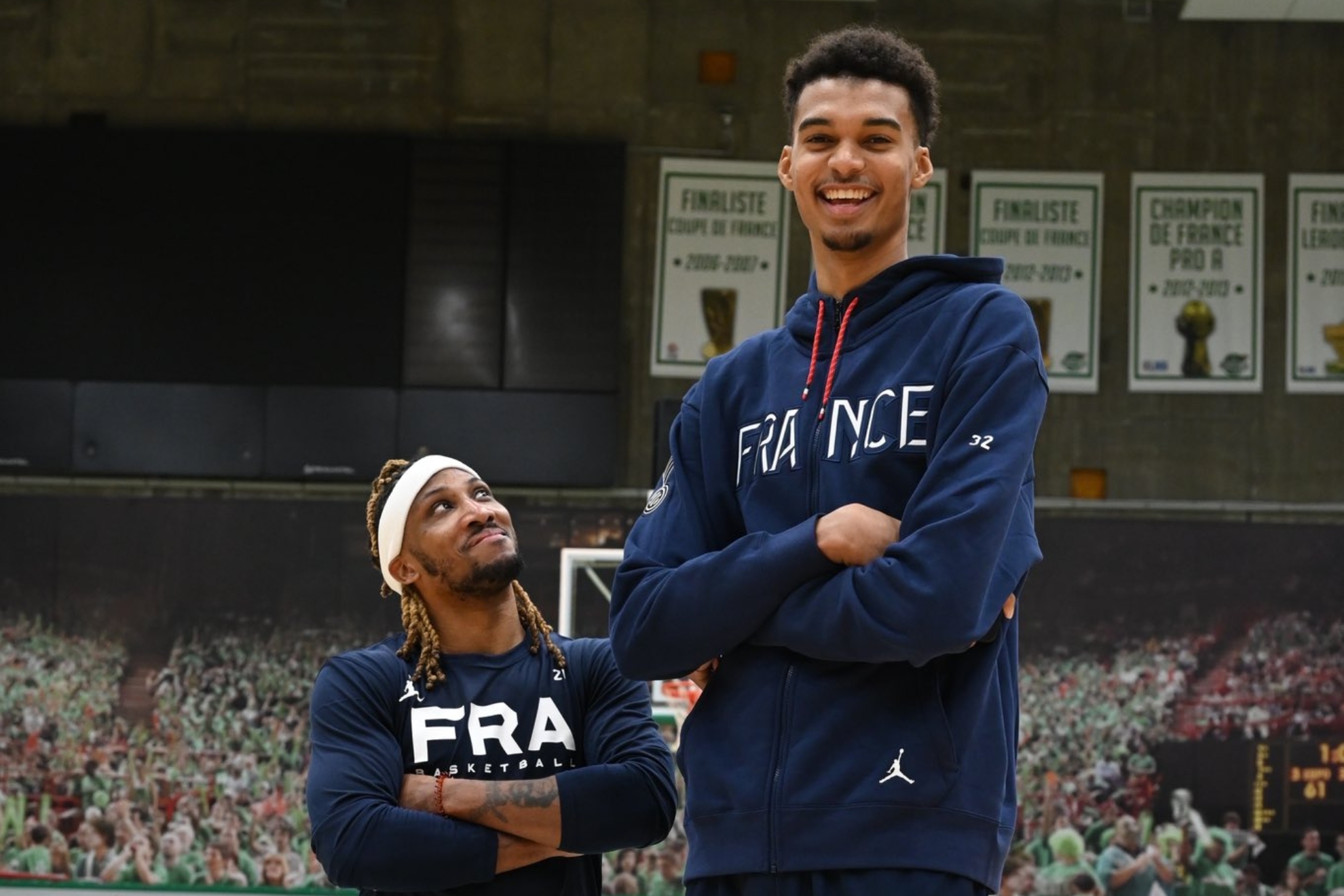 El fenómeno Wembanyama se viste de azul