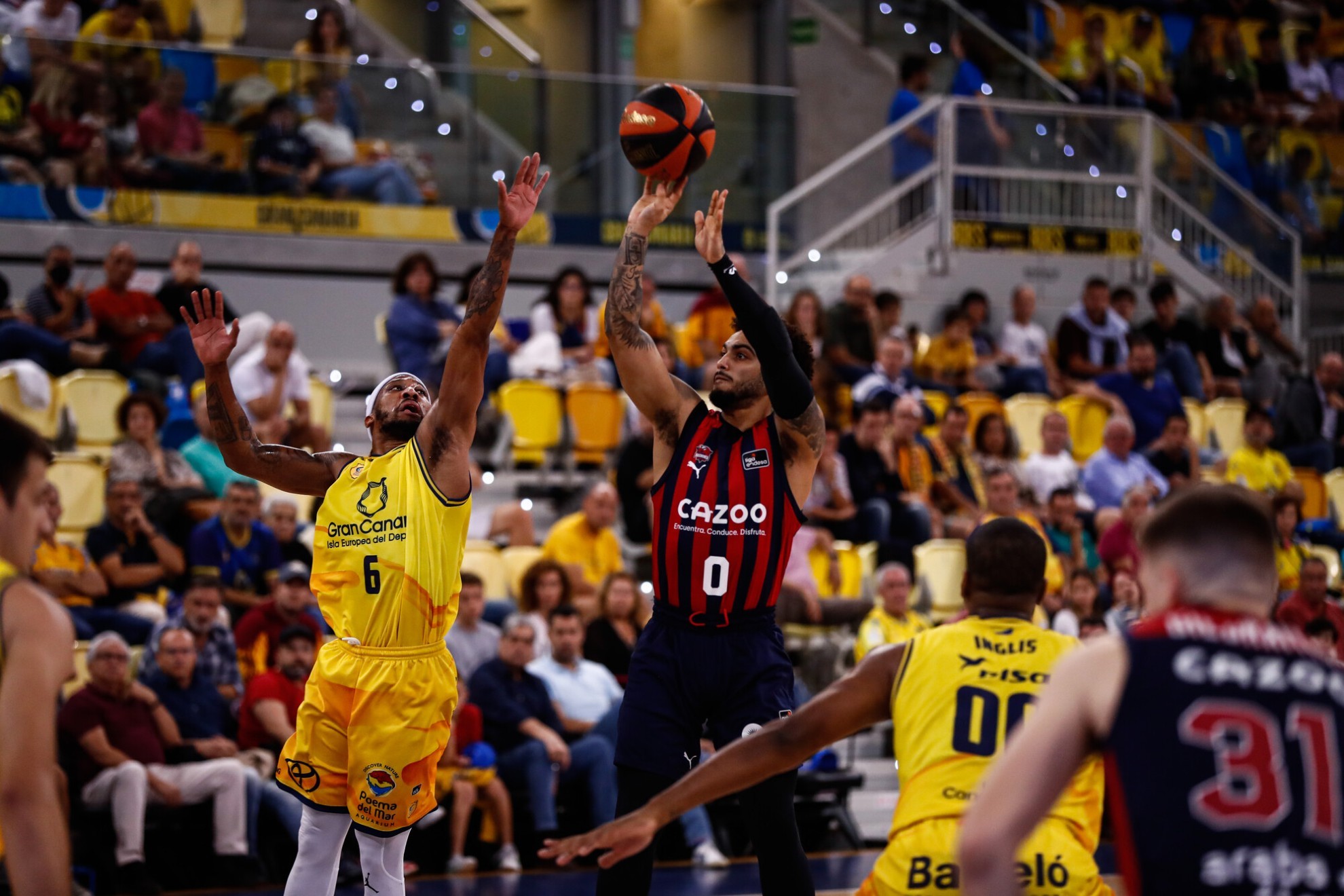 Marcus Howard activa el rodillo del Cazoo Baskonia y destroza al Gran ...