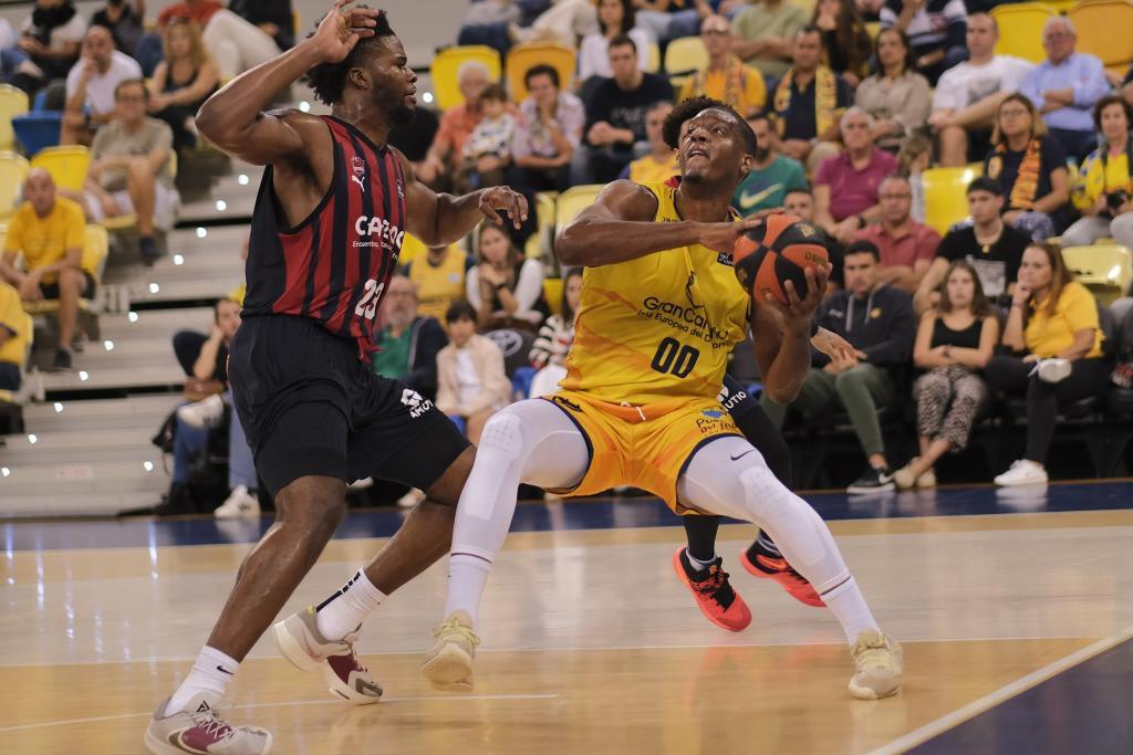 Marcus Howard activa el rodillo del Cazoo Baskonia y destroza al Gran ...