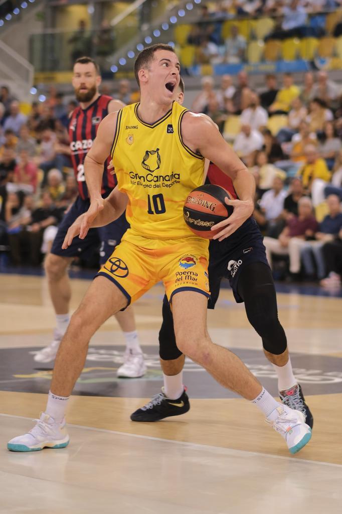 Marcus Howard activa el rodillo del Cazoo Baskonia y destroza al Gran ...