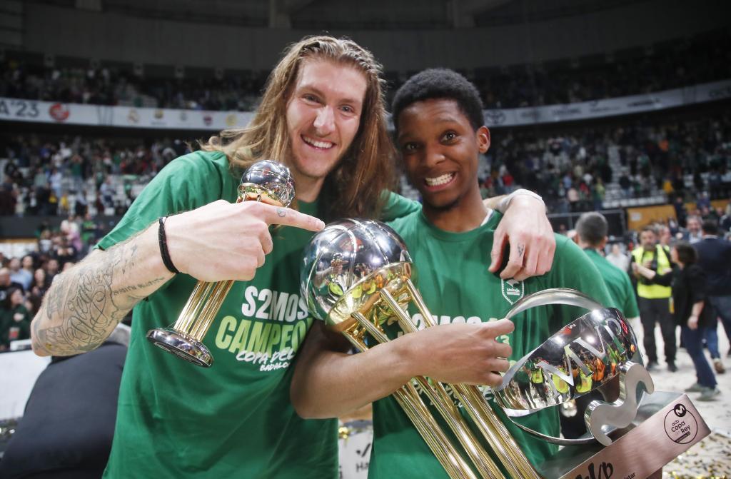 El 'flaco' Tyson Carter, MVP de la final
