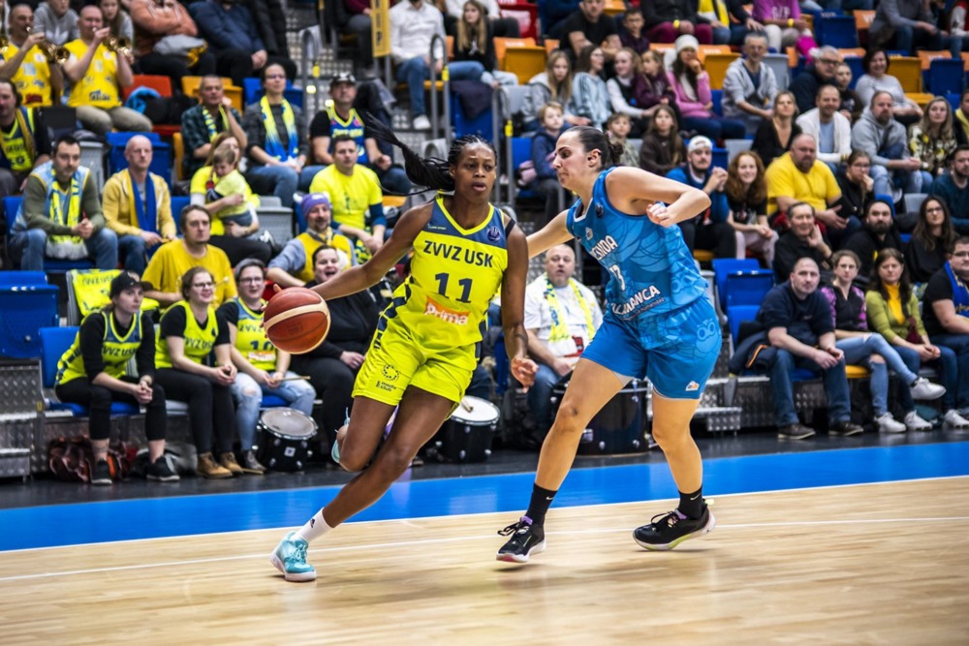 El Perfumerías Avenida pierde con estrépito el primer asalto en Praga