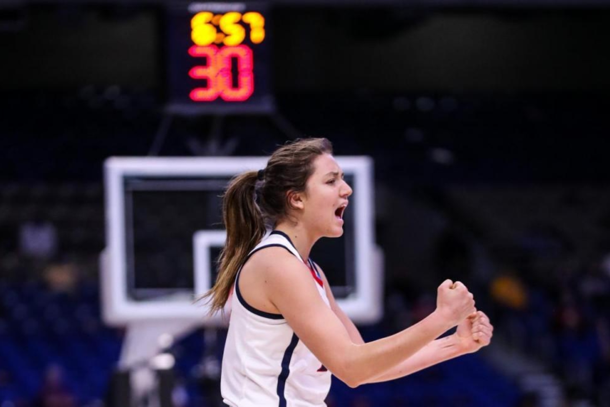 Helena Pueyo, la joya española elegida por la WNBA, firma por el ...