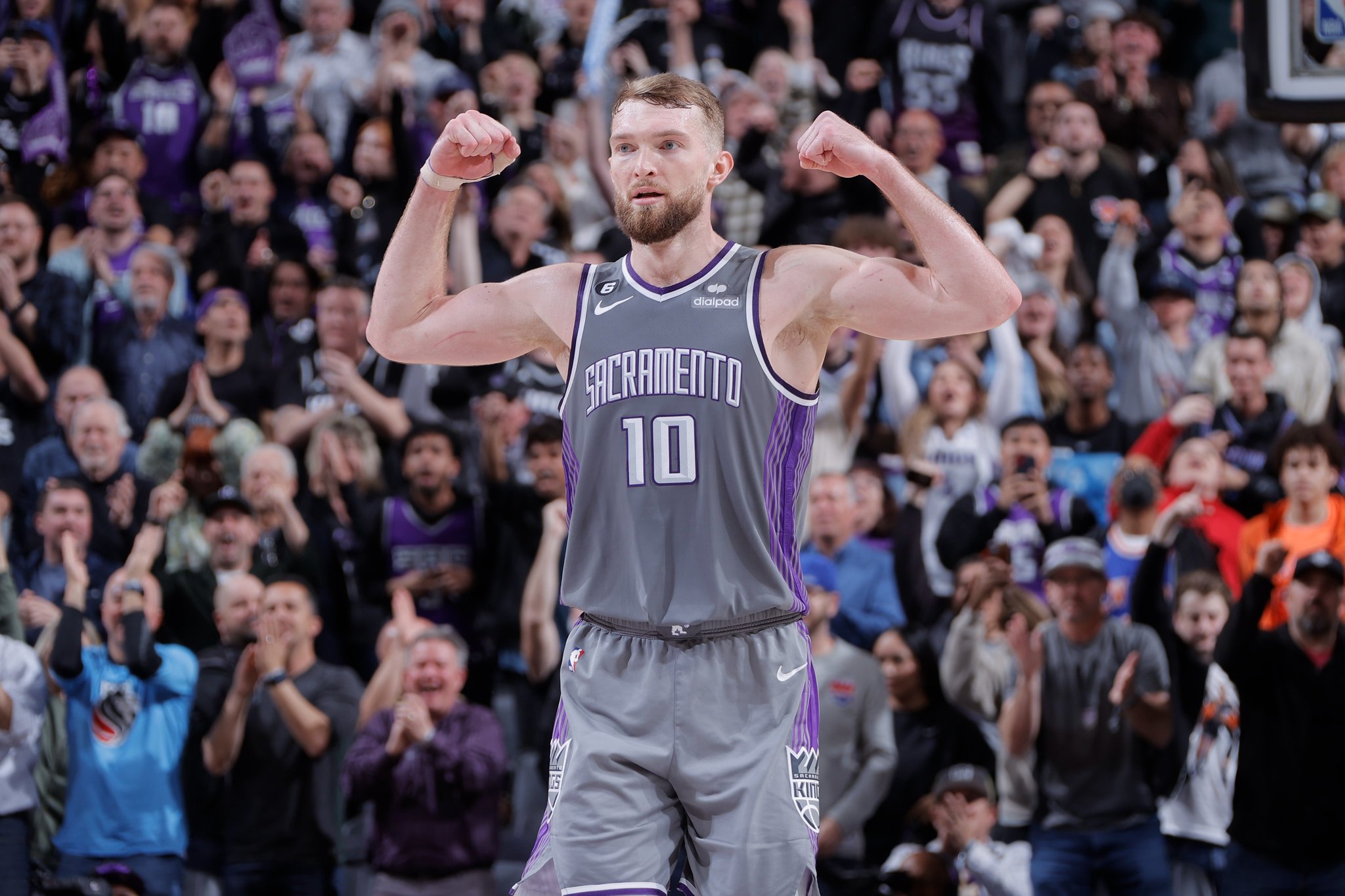 Domantas Sabonis y Kevin Huerter, el arte del 'handoff' en Sacramento