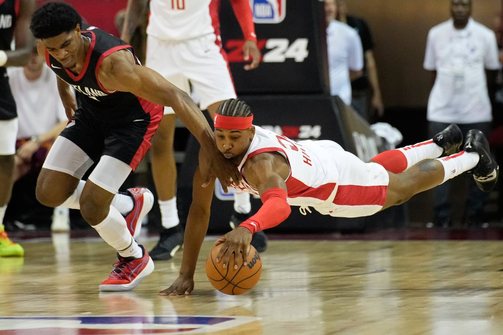 La NBA aprueba dos nuevas normas: castigo al 'flopping' y 'challenge ...