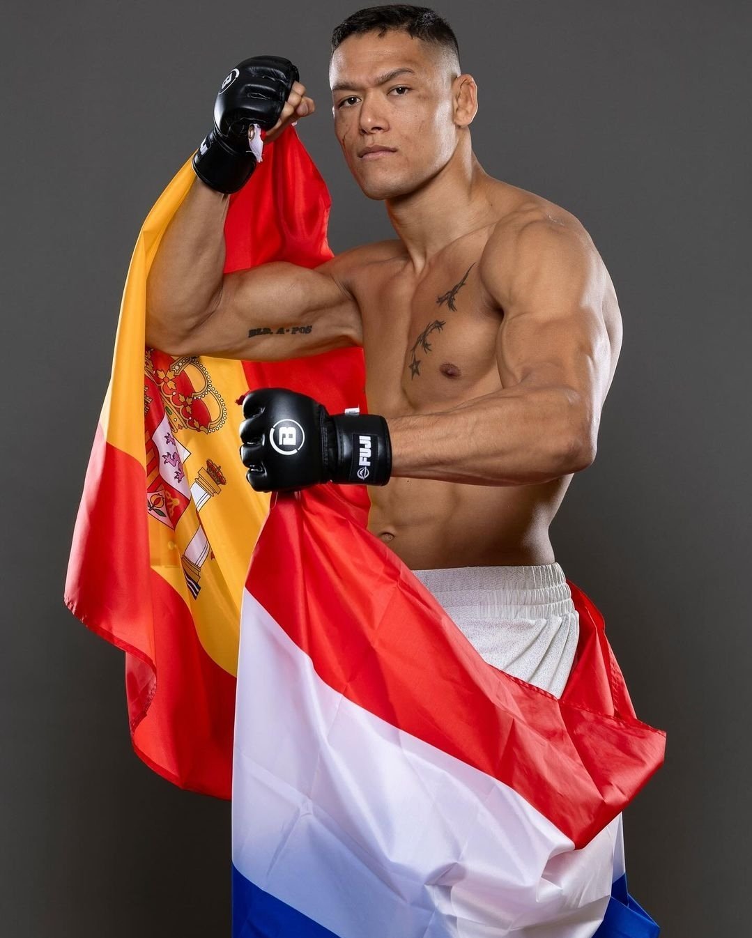 El hispano-neerlandés Costello brilla en París y presenta su ...