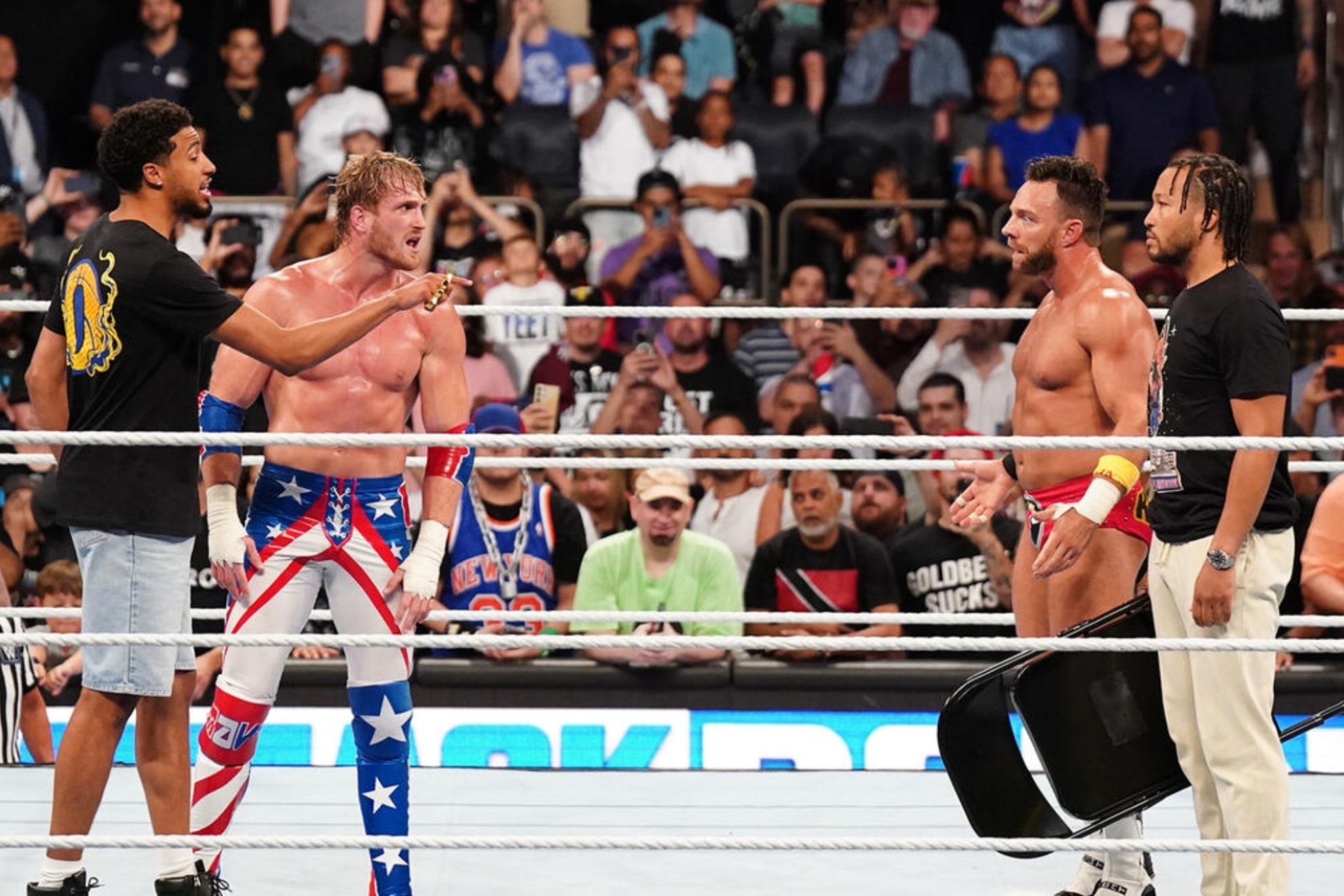 Haliburton y Brunson llevan su rivalidad a un ring de WWE!!