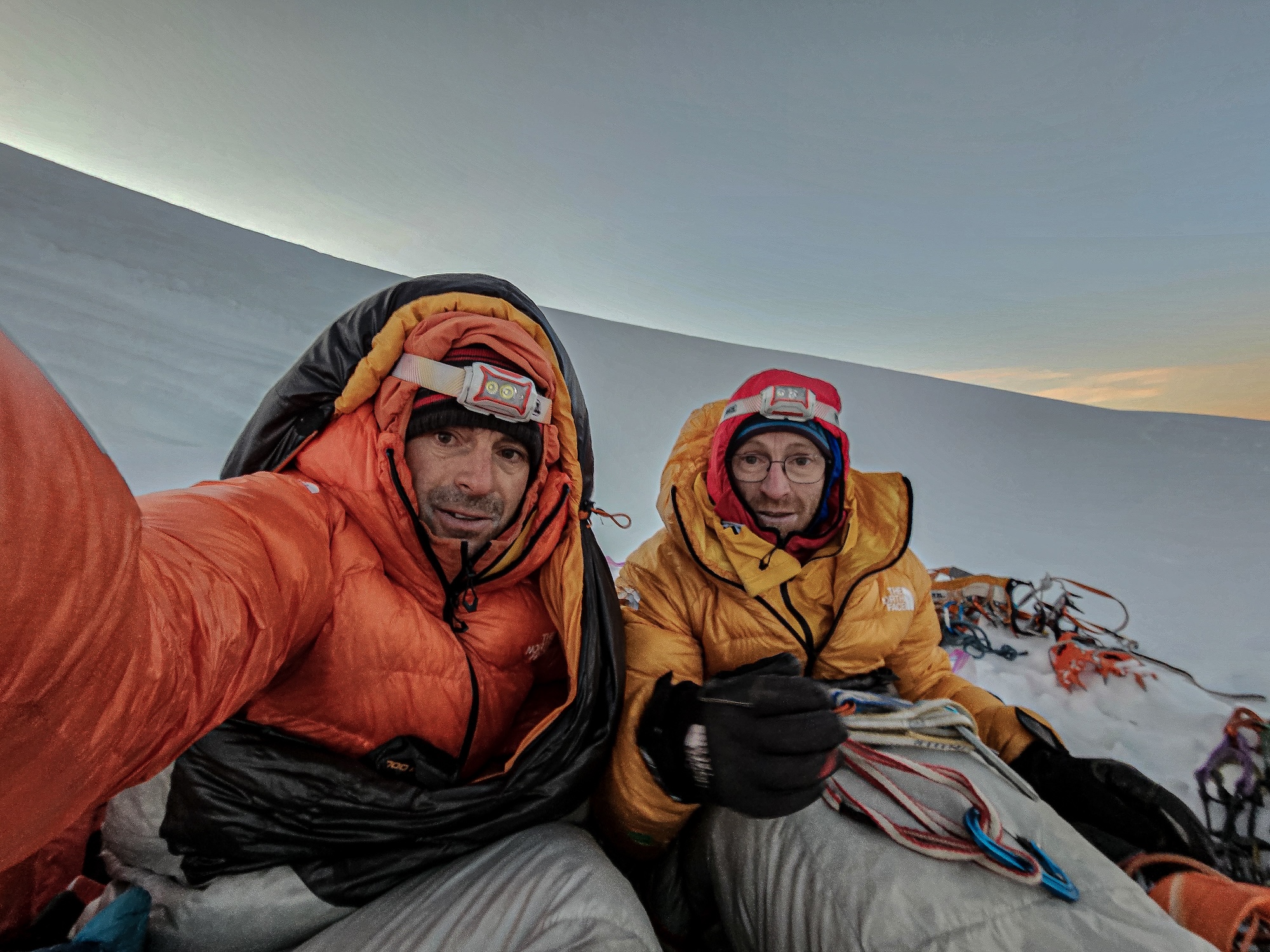 Los Pou relatan cómo fue abrir su mejor vía de alpinismo: "Es eso o que ...