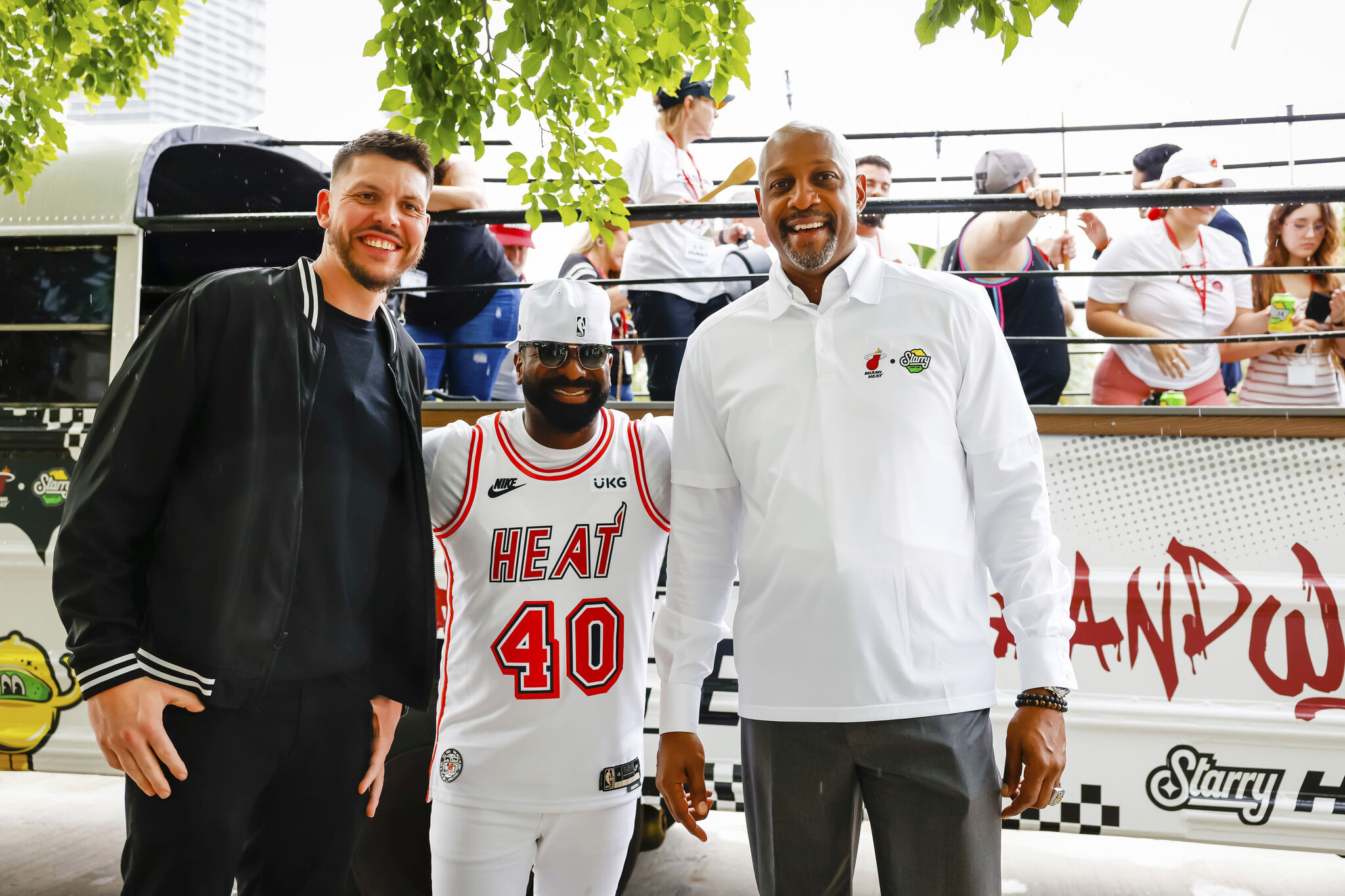 Crónica en rosa de las Finales NBA: Shakira cambia la F-1 y a Lewis ...