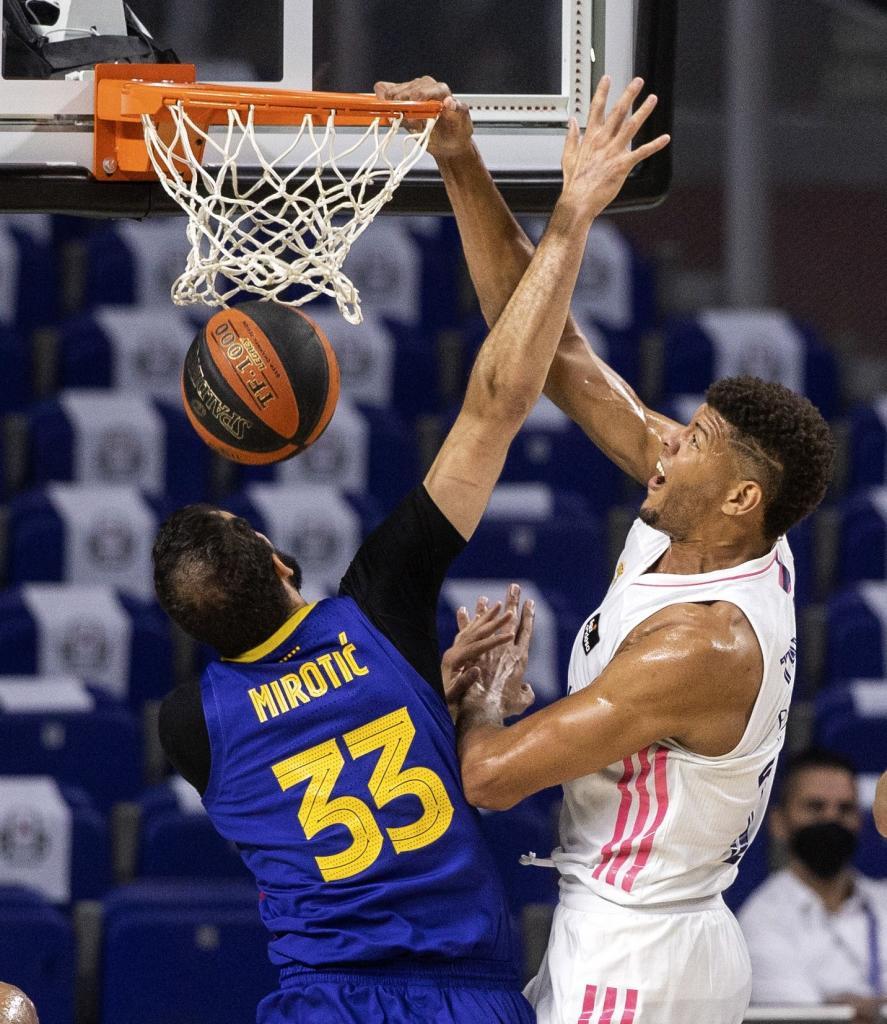 Mirotic: "Estoy ilusionado con poder celebrar otro título con el ...
