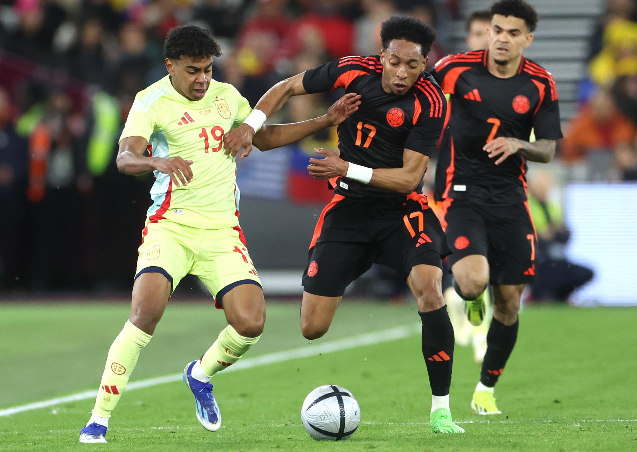 Partidos de selecciones hoy, 26 de marzo: quién juega, horarios y dónde ...