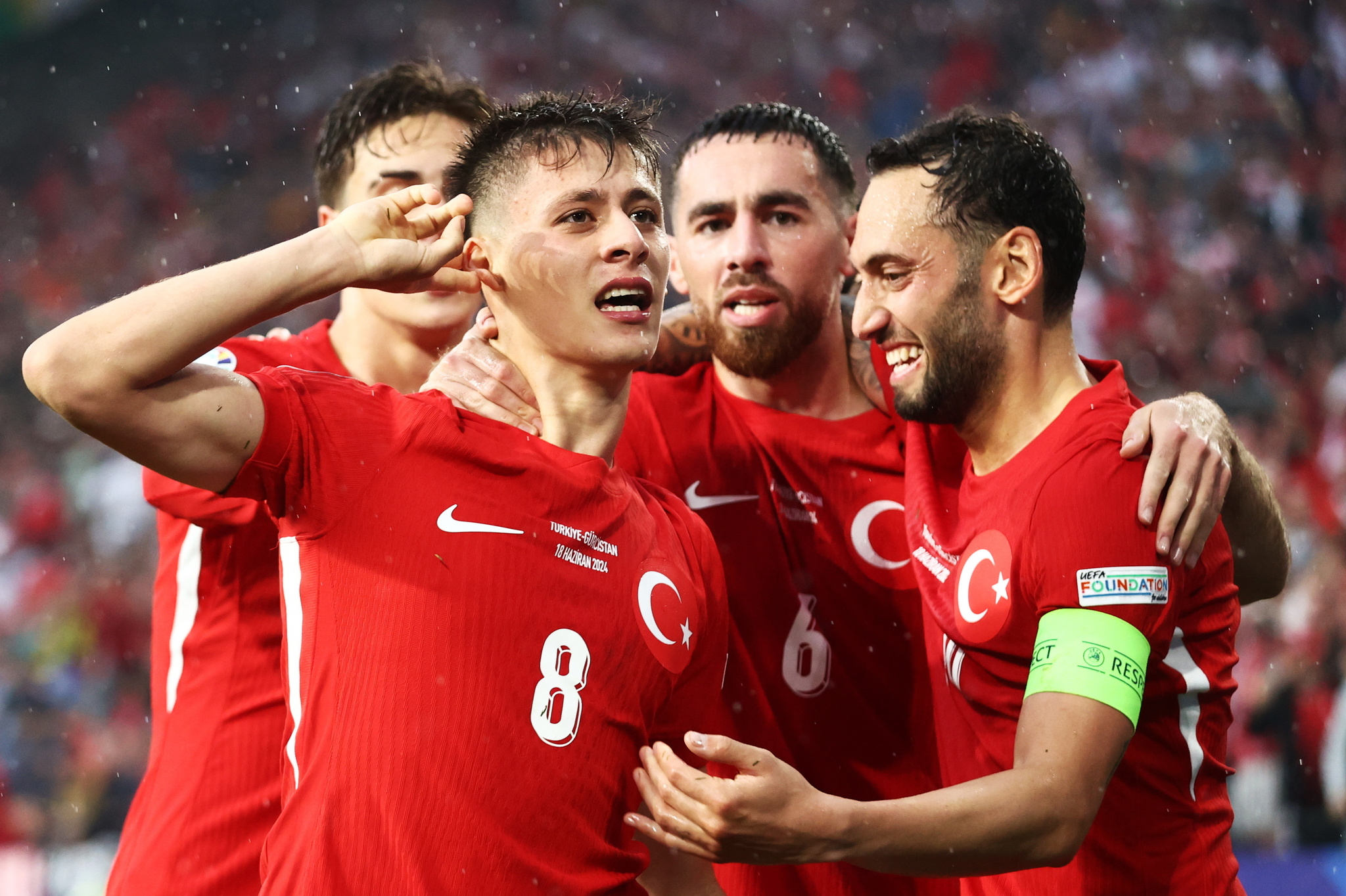 El gol de Arda Güler que le convierte en estrella con Turquía: "Es ...