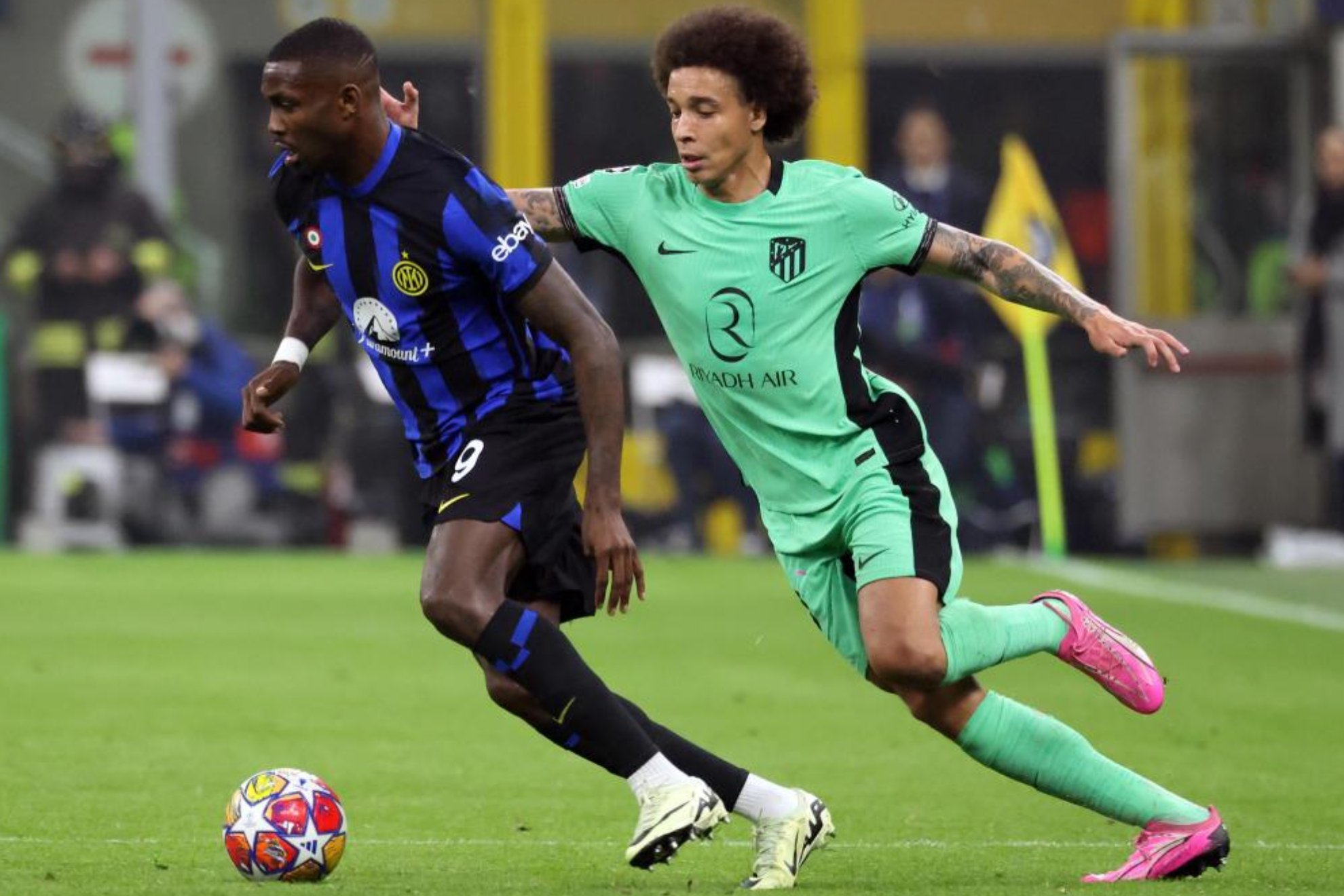 Witsel: "Antes del partido jugamos para ganar y la vuelta será igual"