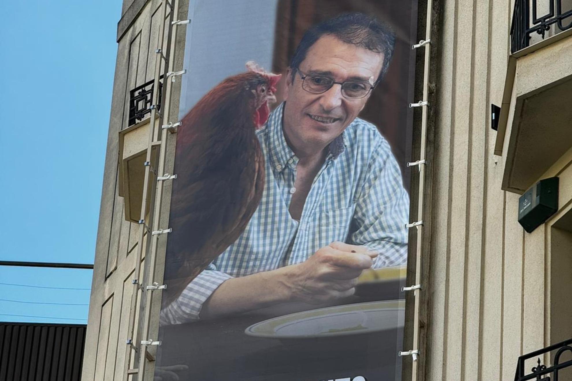 La rocambolesca historia de un mito como Catali... y la gallina Sindi
