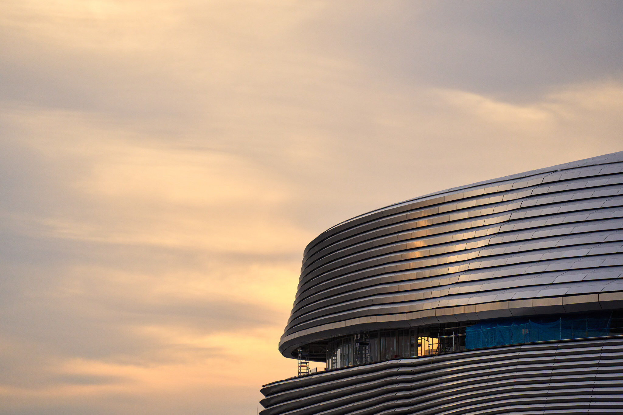 La fachada del Bernabéu se da oficialmente por acabada: así luce por la ...