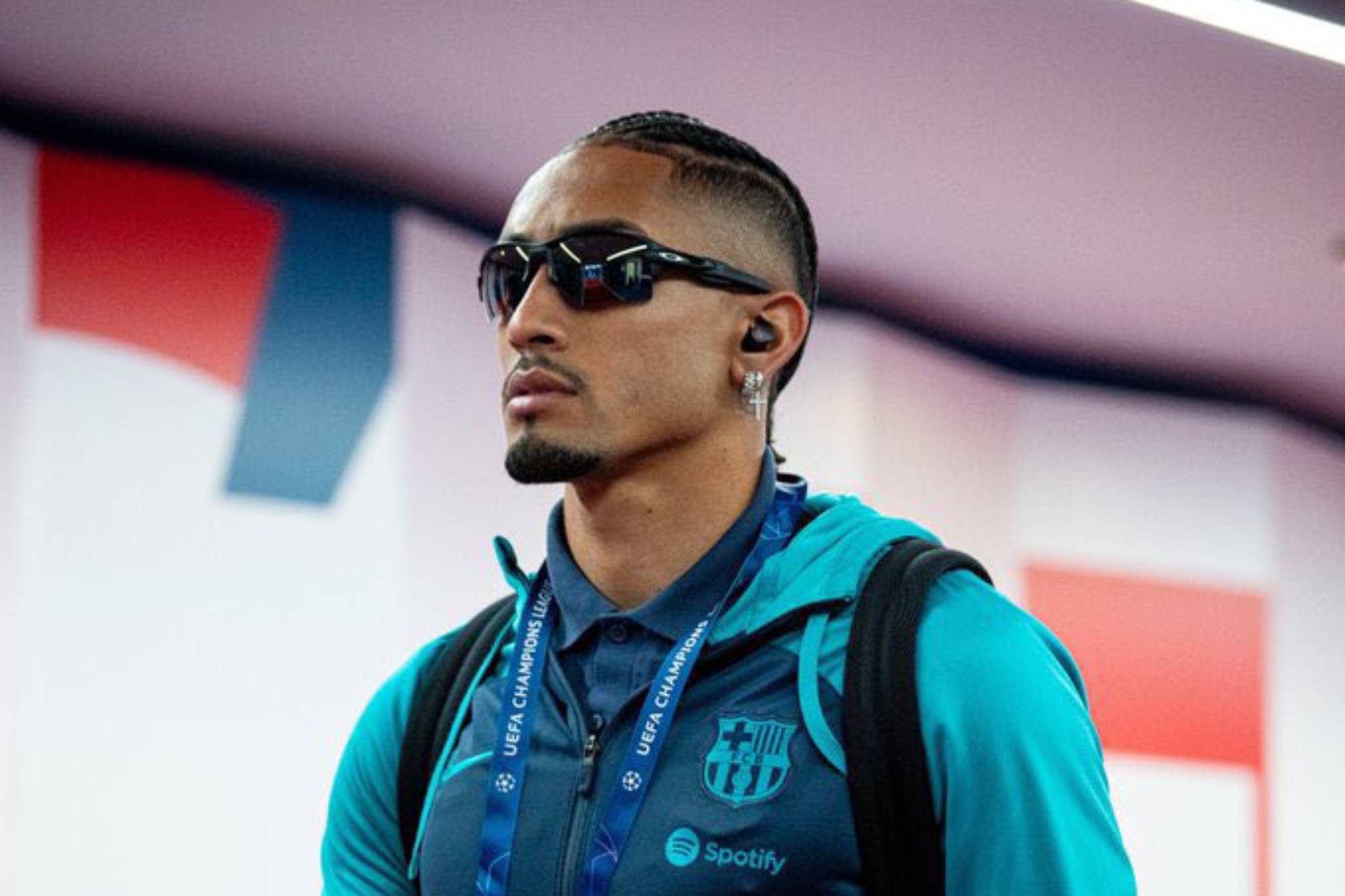 El nuevo cambio de look de Raphinha para el partido contra el PSG
