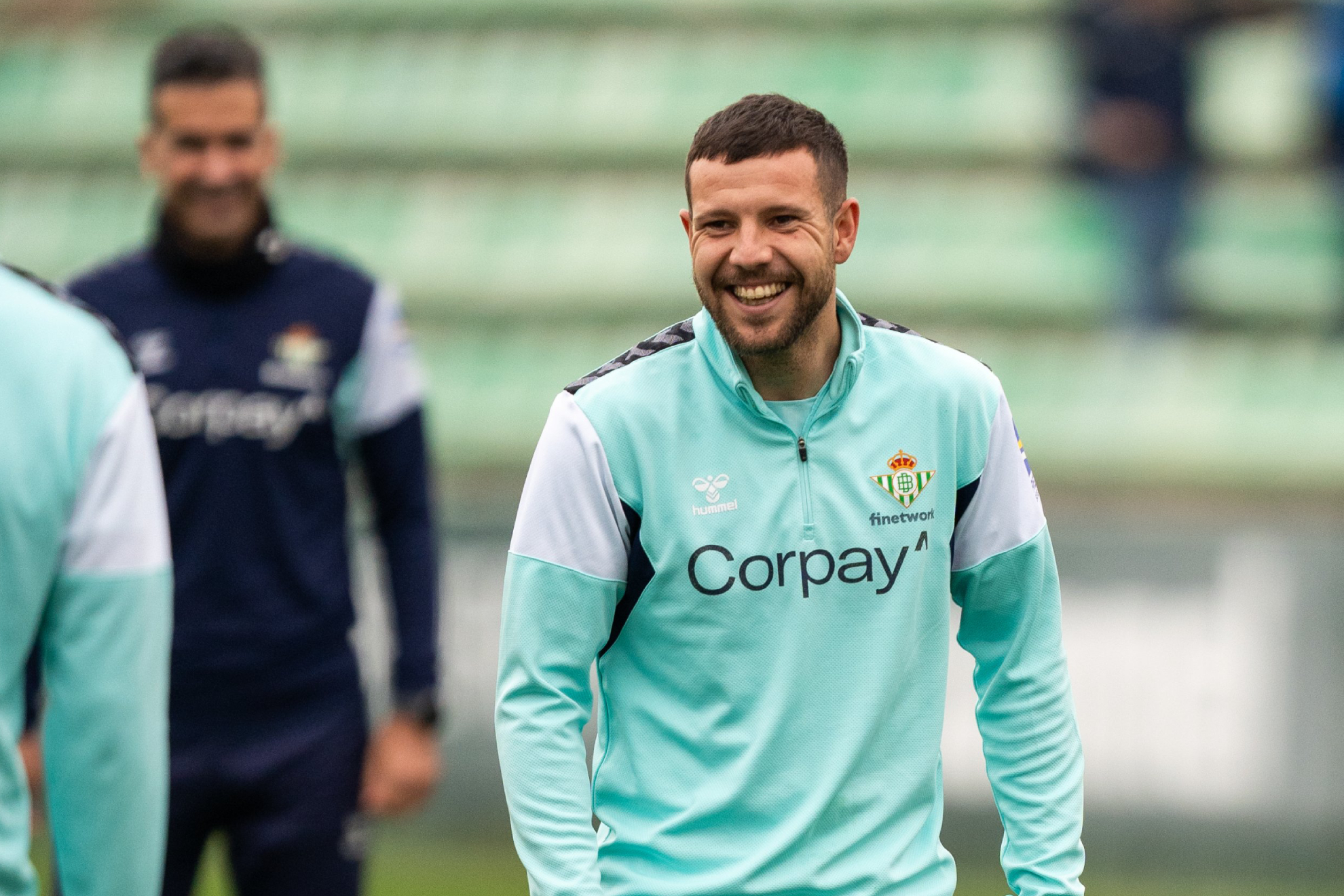 Buena sintonía para sellar en breve la renovación de Aitor Ruibal