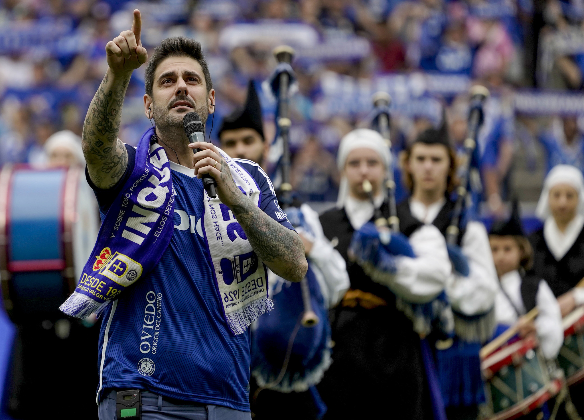Melendi tras cantar su 'Volveremos': "El Real Oviedo es carne de ...