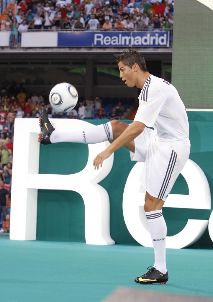 Real Madrid: Se cumplen 15 años de la presentación de Cristiano Ronaldo ...