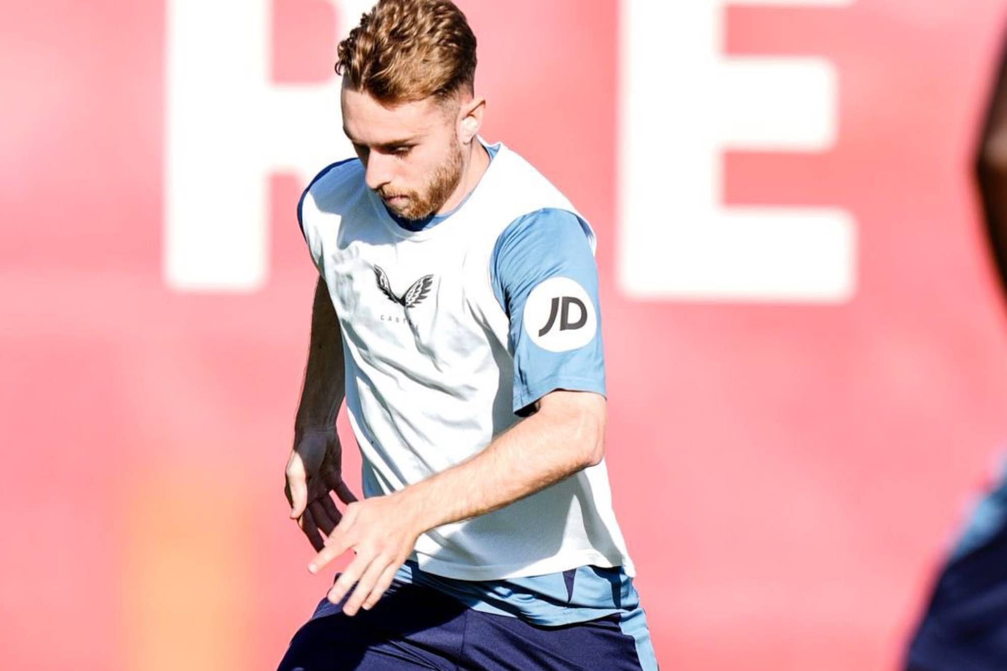 Peque, novedad en la convocatoria del Sevilla para el Trofeo Antonio Puerta