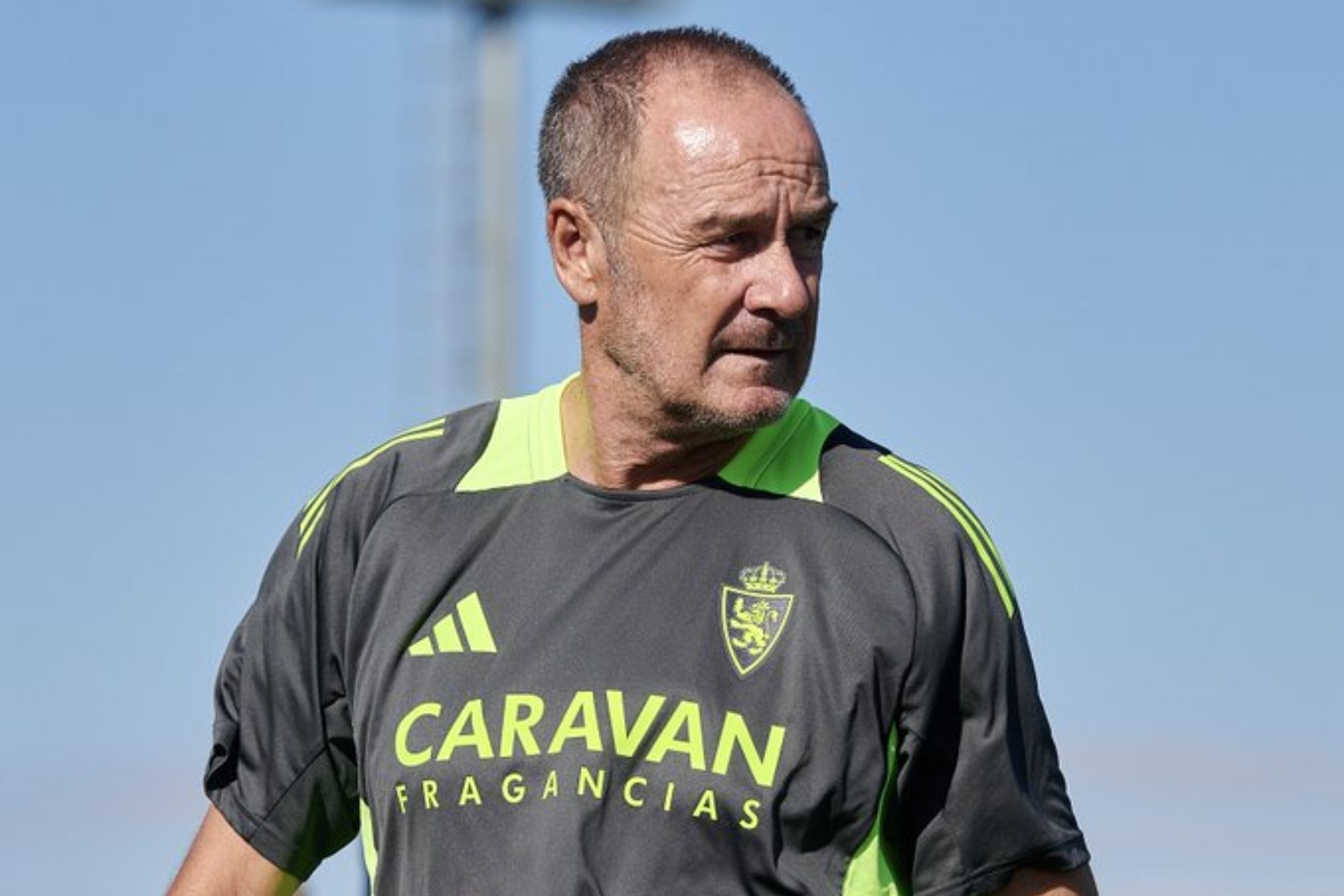 Víctor Fernández: "Como mínimo van a venir ocho jugadores más"