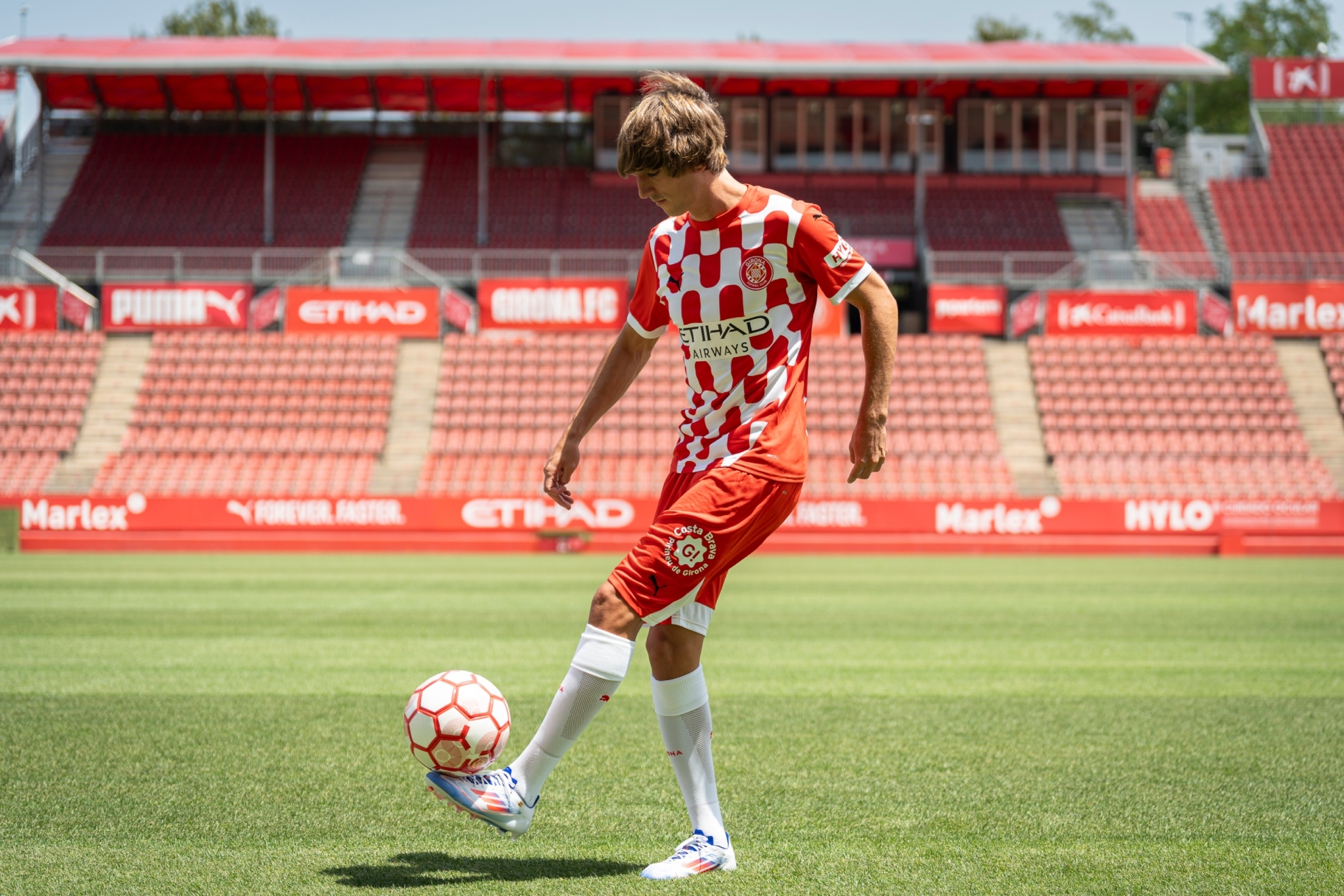 Bryan Gil: "El Girona era el lugar ideal para venir"