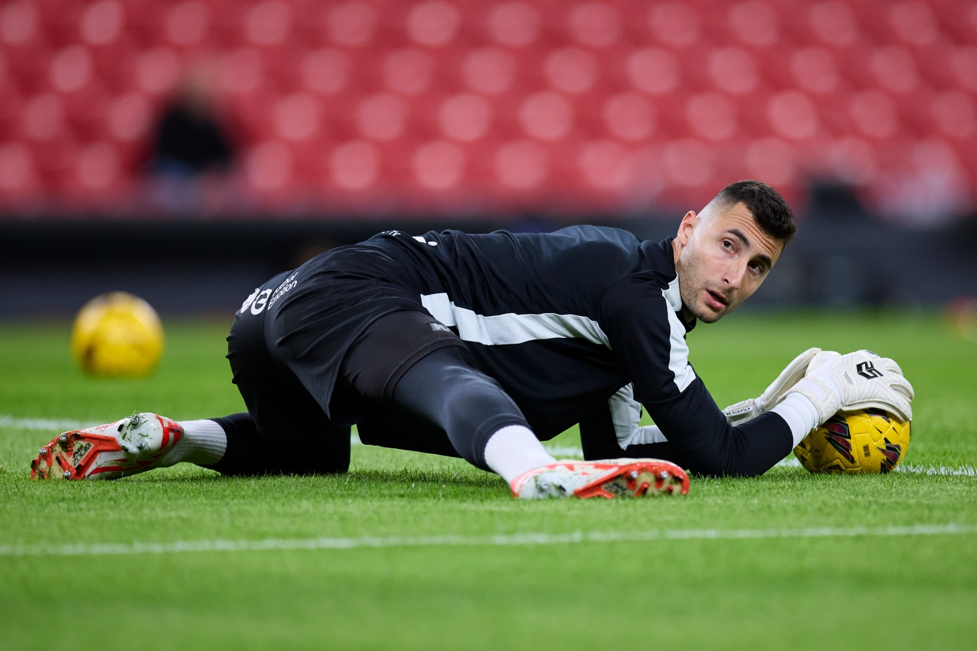 Dominik Greif apunta a la titularidad ante el Real Madrid