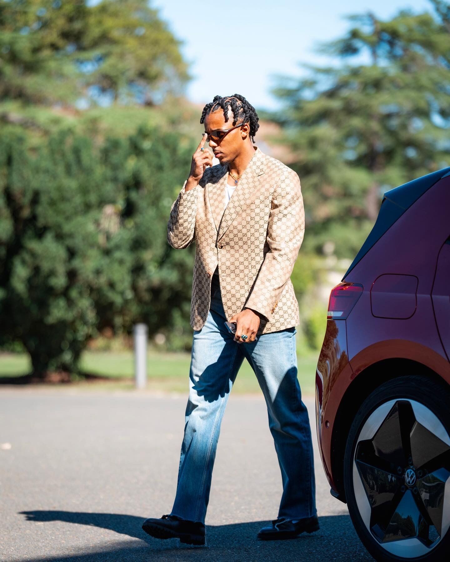 Koundé vuelve a sorprender con su extravagante 'look': así han sido ...